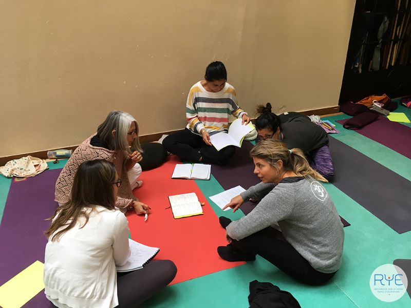 Rye-Yoga - Recherche sur le yoga dans l'éducation - Photos & vidéos